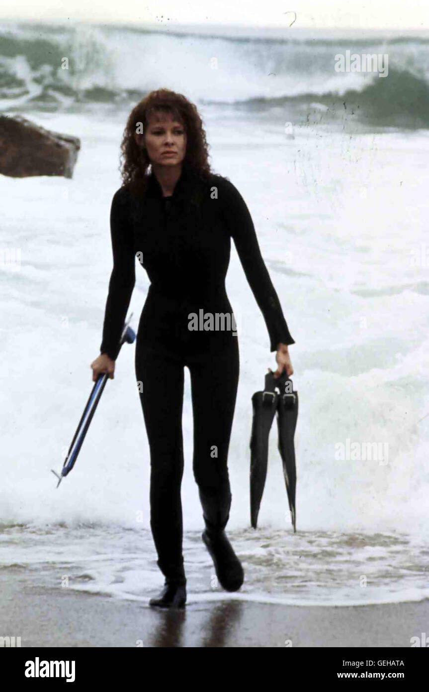 Kate Capshaw Eine ehemalige Spionin (Kate Capshaw), die mittlerweile Hausfrau und Lehrerin ist ...