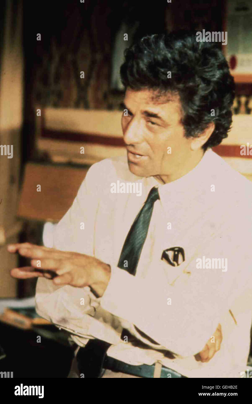 Lt. Columbo (Peter Falk) *** Local Caption *** 1974, Columbo: Swan Song ...