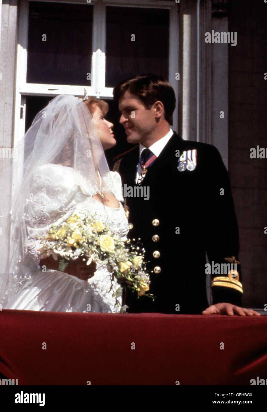 Fergie (Pippa Hinchley), Andrew (Sam Miller) *** Local Caption *** 1992 ...