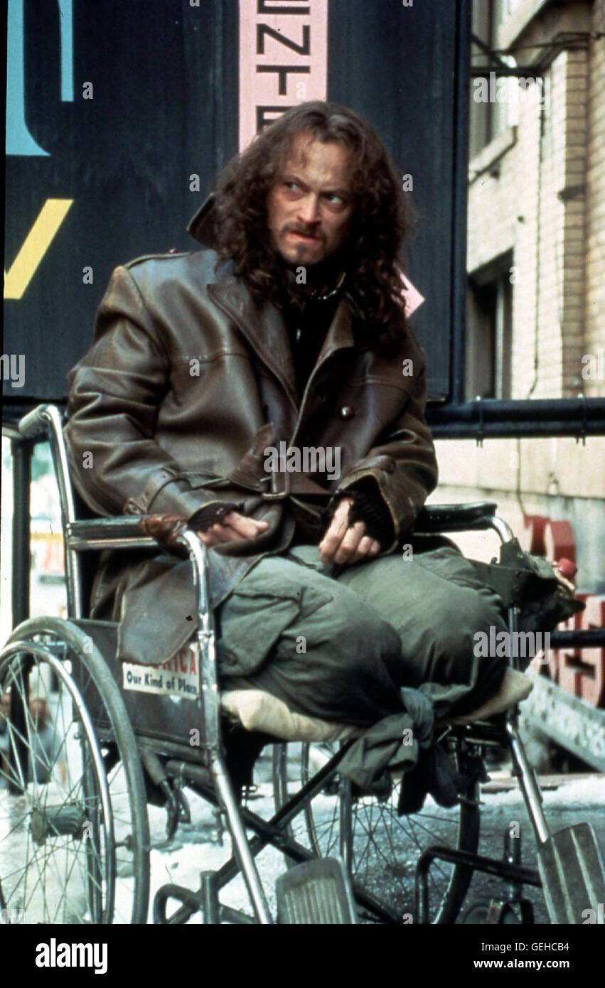 Dan Taylor (Gary Sinise) *** Local Caption *** 1994, Forrest Gump ...