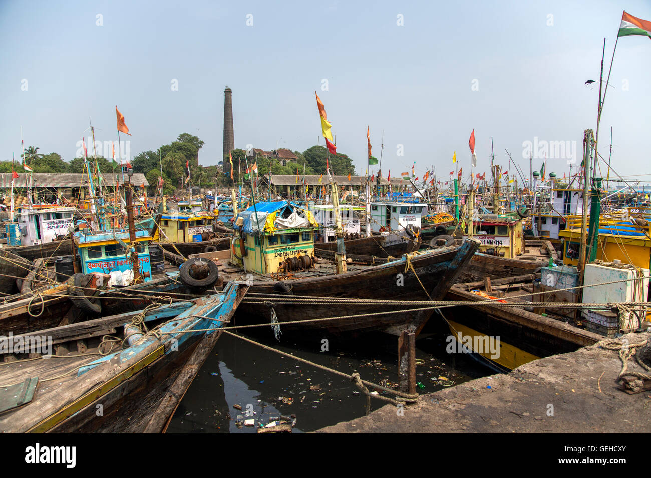 MUMBAI, INDIA - OCTOBER 10, 2015: Boats at Sassoon docks in Mumbai ...