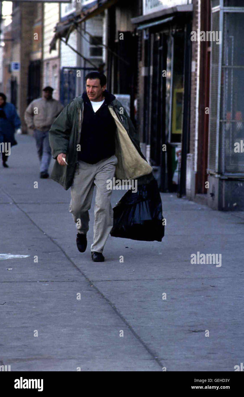 The fugitive movie 1993 hi-res stock photography and images - Alamy