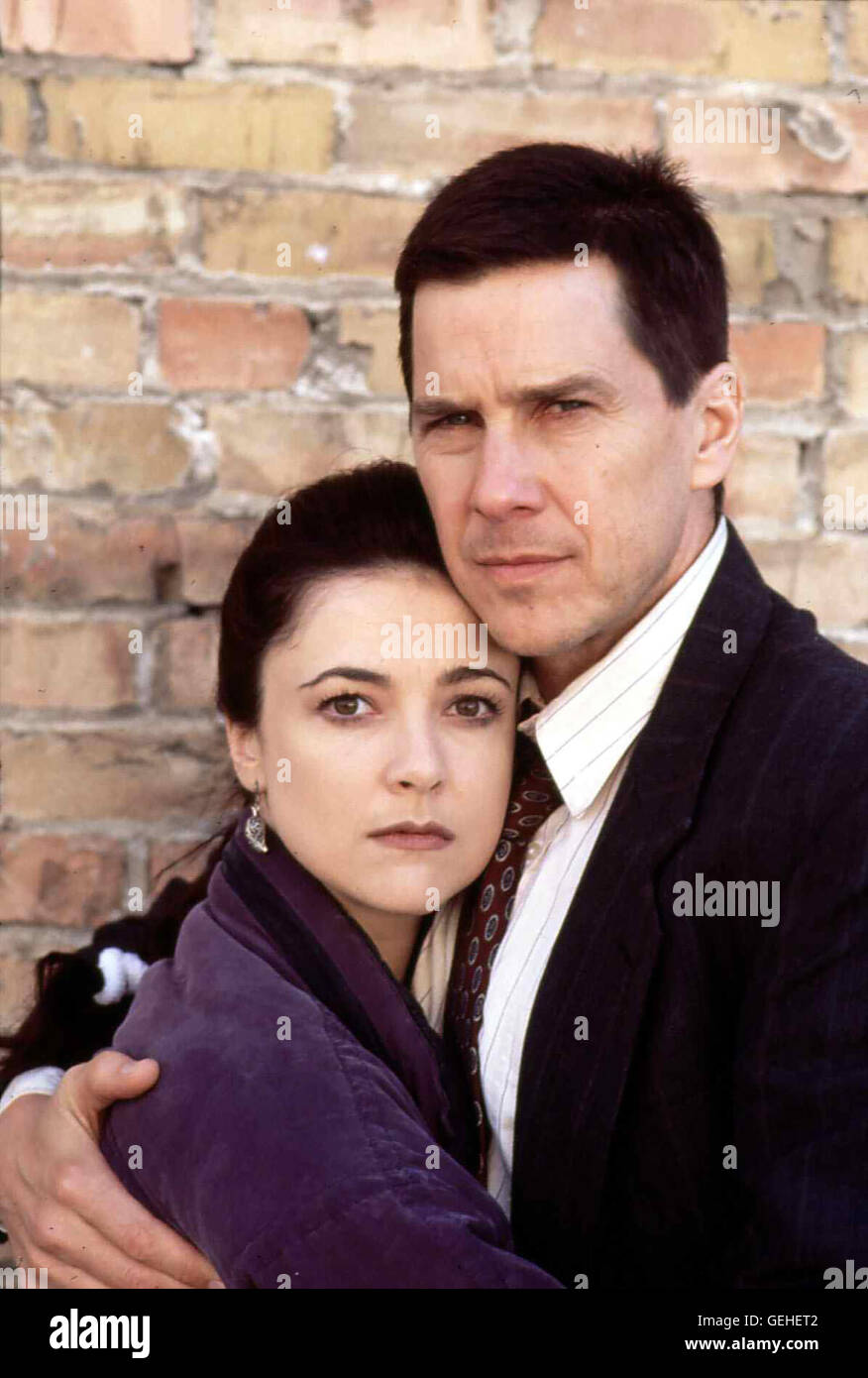 Emma Samms, Tim Matheson Mit Hilfe von Kelly (Emma Samms), der Witwe ...