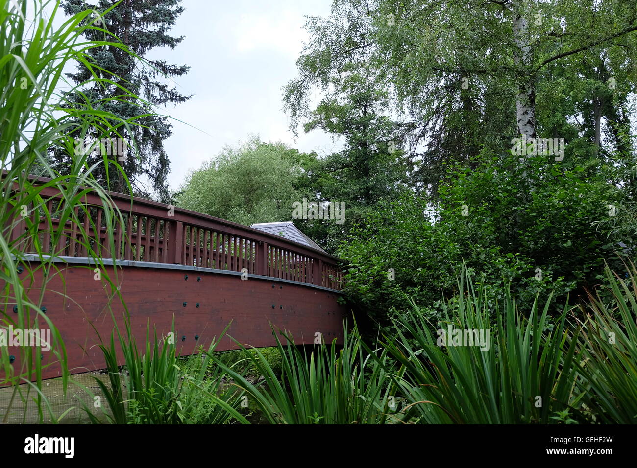 bridge green landscape nature Stock Photo - Alamy