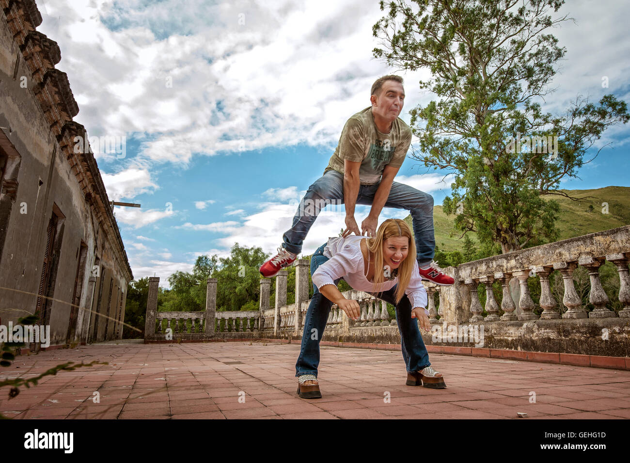 Man in fear woman hi-res stock photography and images - Alamy
