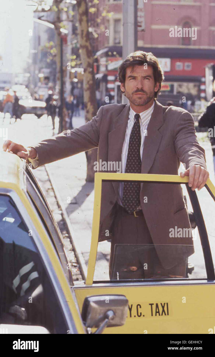 Pierce Brosnan Terry verlaesst ihren Verlobten Ken (Pierce Brosnan ...