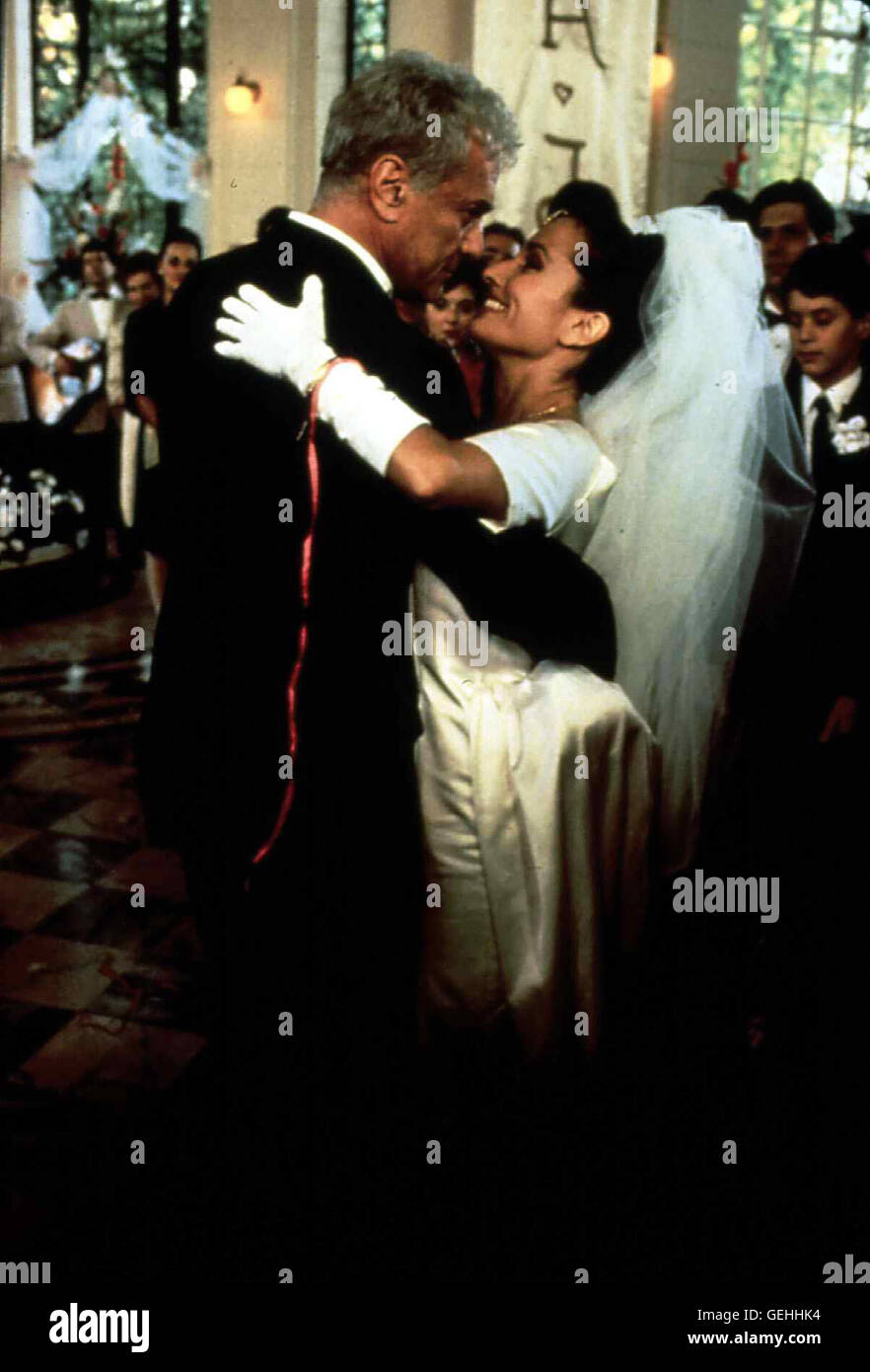 Tony Curtis, Susan Lucci Sam (Tony Curtis) richtet Antoinette Giancana ...