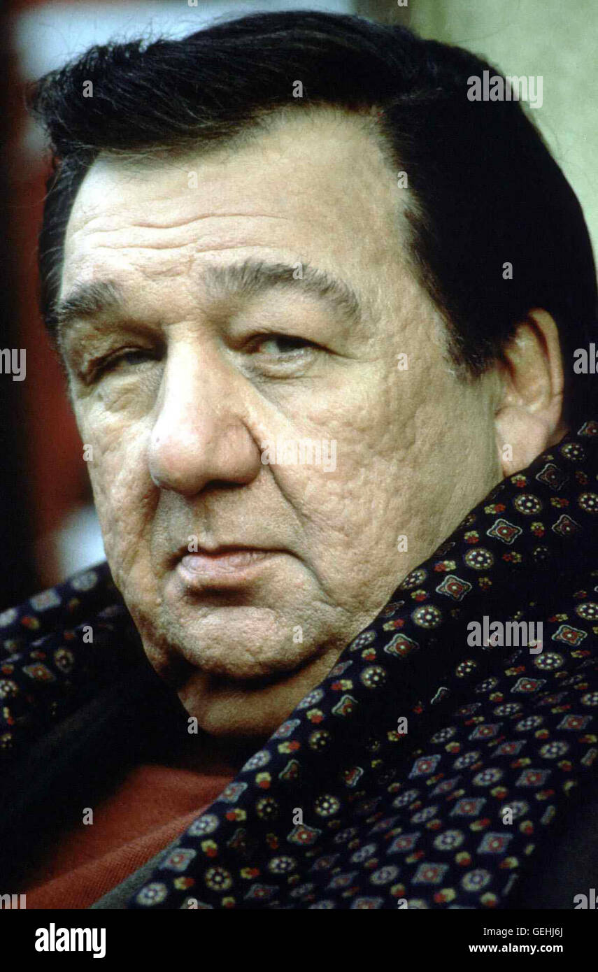 Joseph Viterelli *** Local Caption *** 1999, Mickey Blue Eyes, Mickey ...