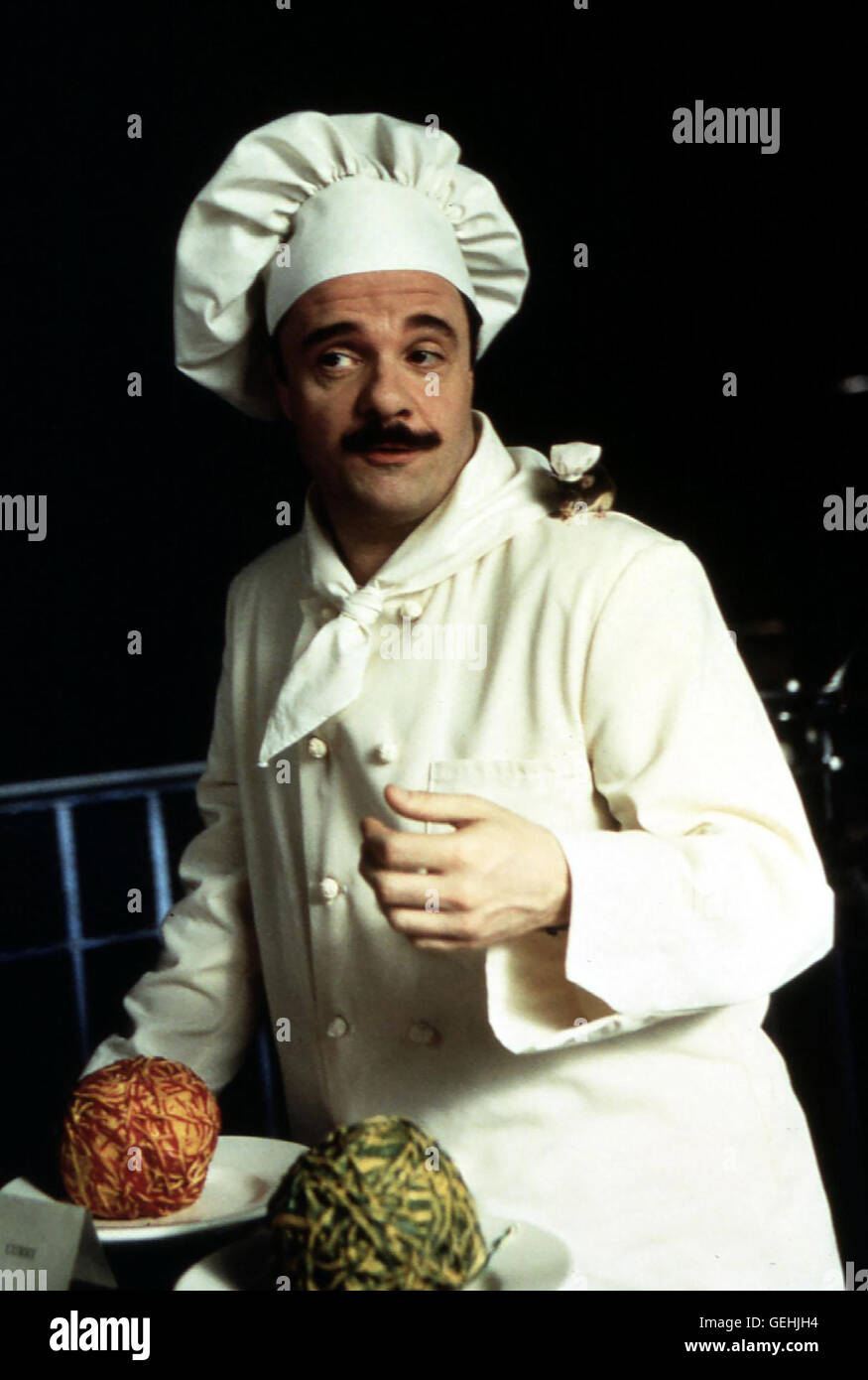 Nathan Lane Ernie Smuntz (Nathan Lane) bekommt von der kleinen Maus ...