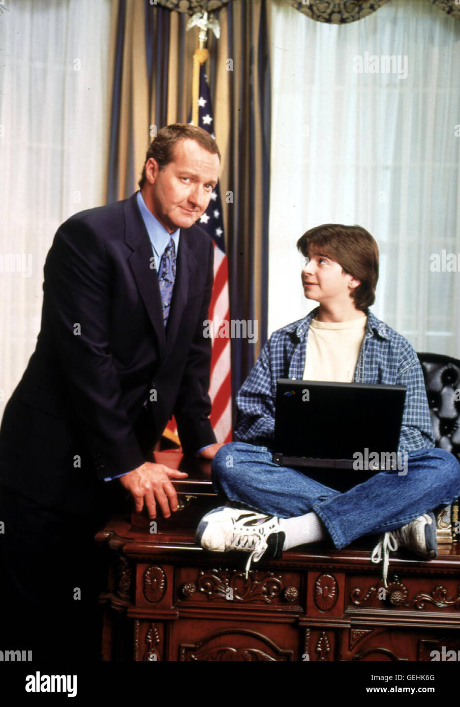 Paesident Osgood (Randy Quaid), Kenny Witkowski (Bill Switzer ...