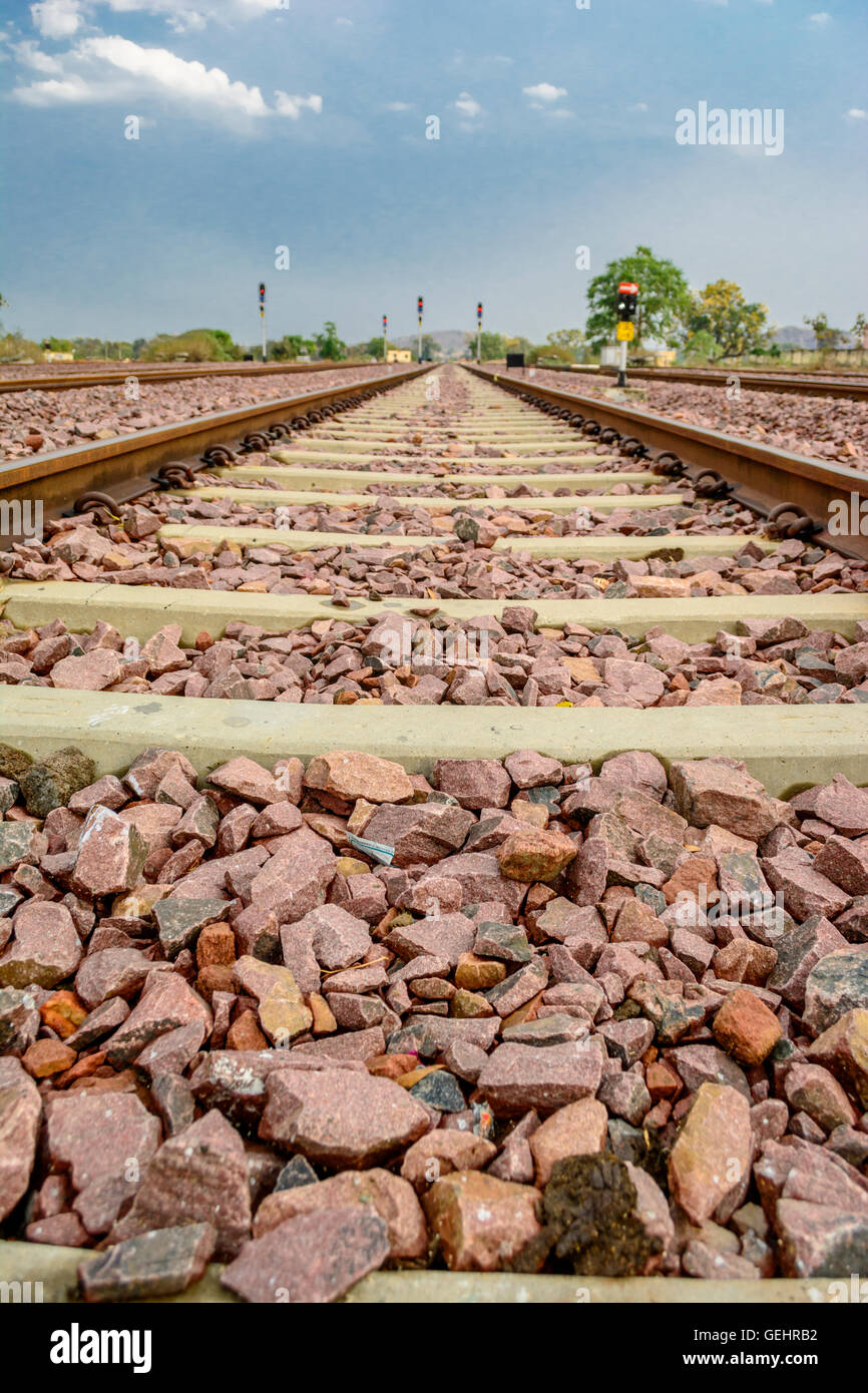 Parallel lines of track hi-res stock photography and images - Alamy