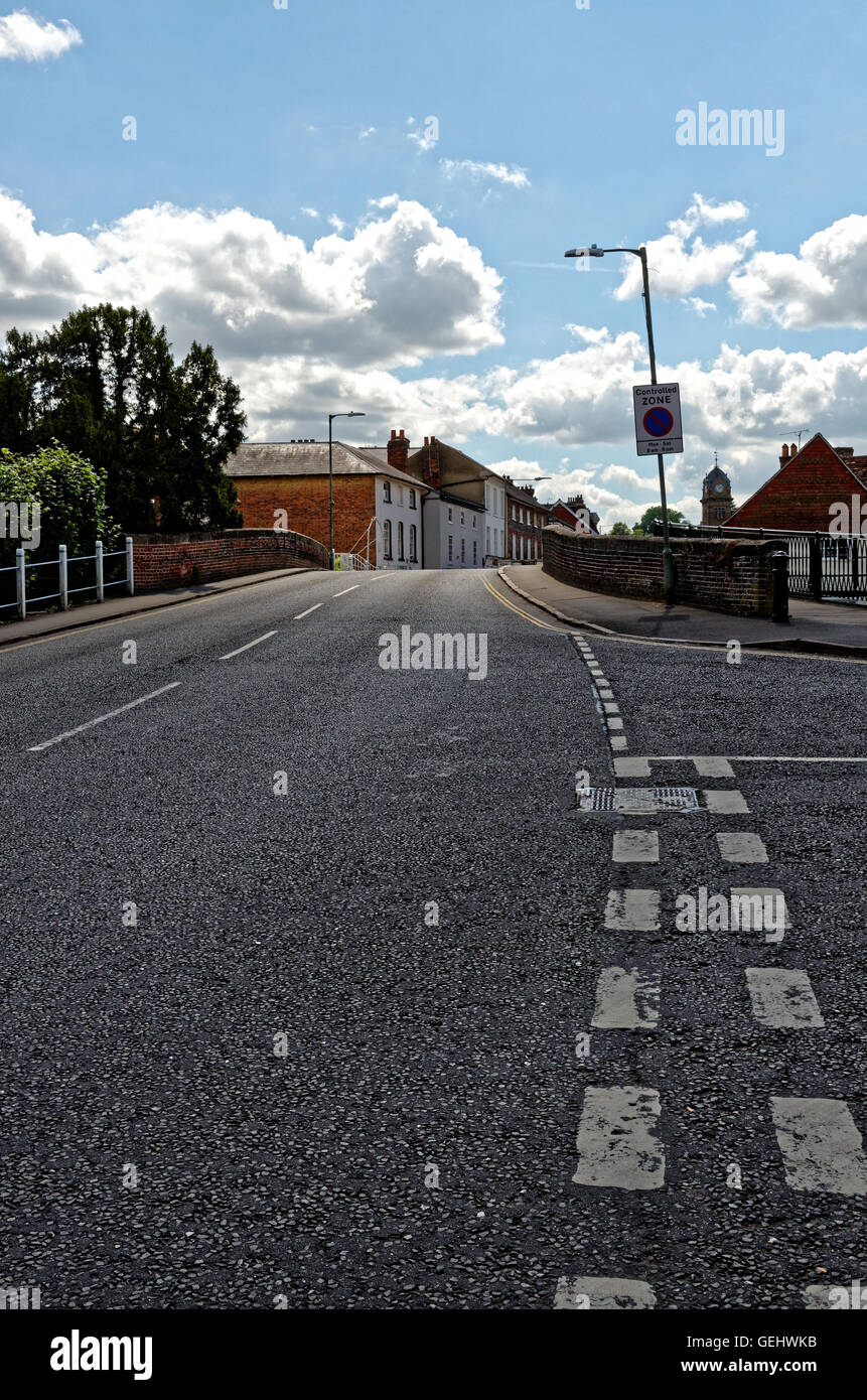 Road surface tarmac uk bridge hi-res stock photography and images - Alamy
