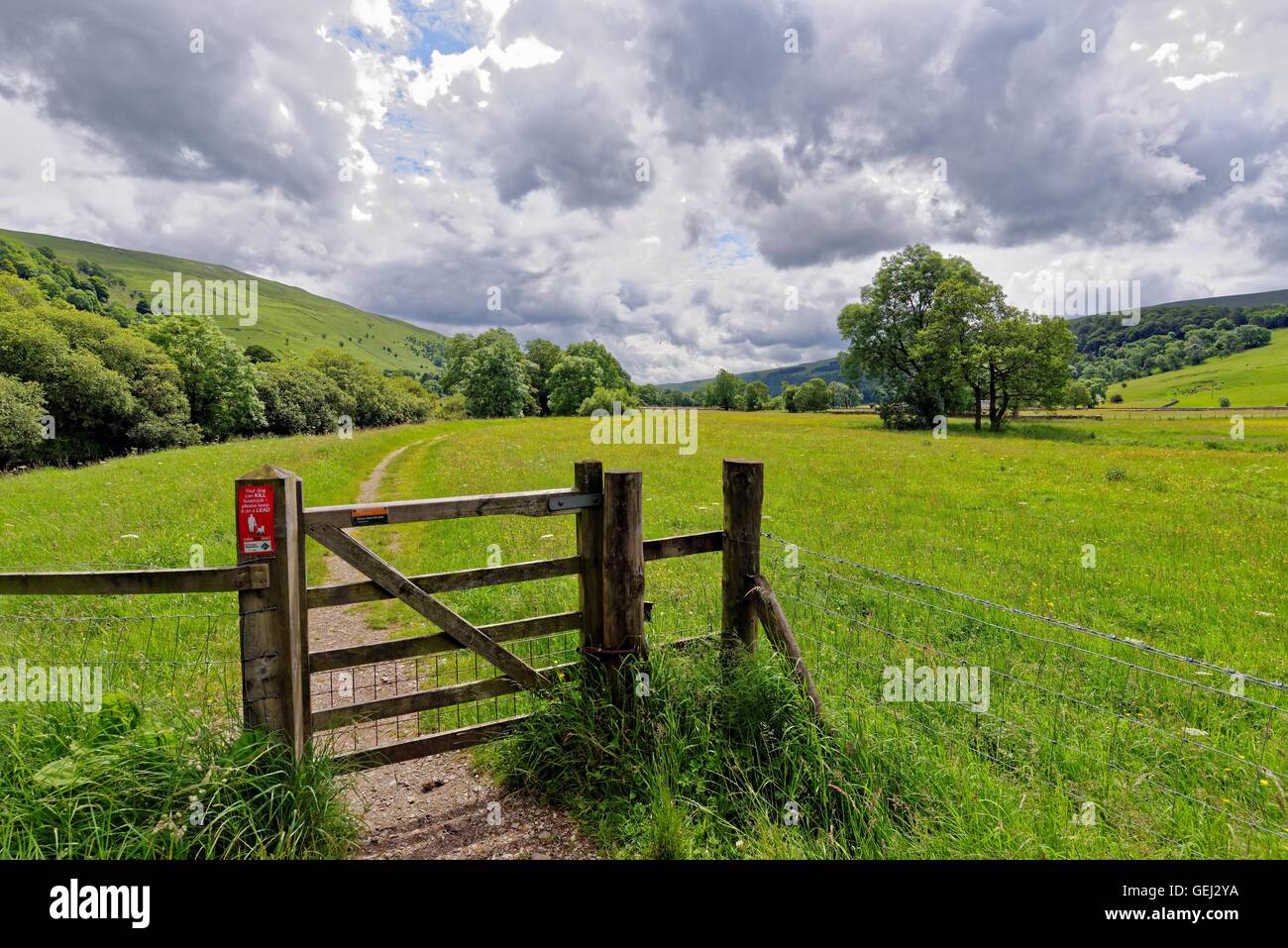 Buckden Wharfedale Yorkshire Dales High Resolution Stock Photography ...