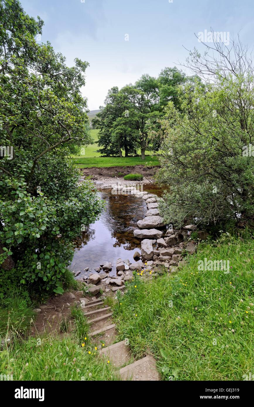 Swale crossing hi-res stock photography and images - Alamy
