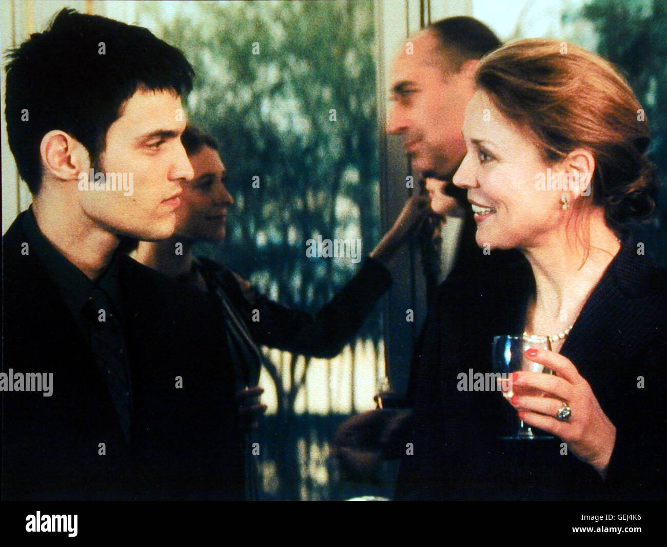 Vincent Martinez, Marthe Keller Als Quentin (Vincent Martinez) die ...