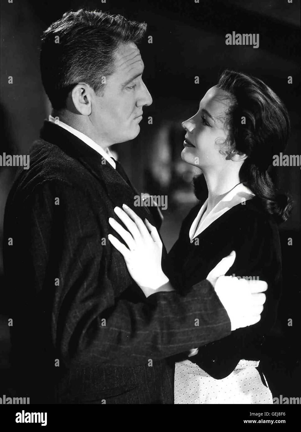 The seventh cross 1944 spencer tracy hi-res stock photography and ...