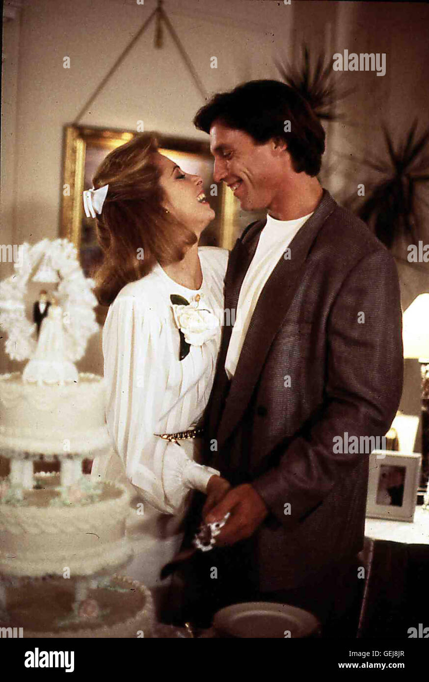 Stephanie Powers, Hunt Block Obwohl sie ihn kaum kennt, heiratet die ...