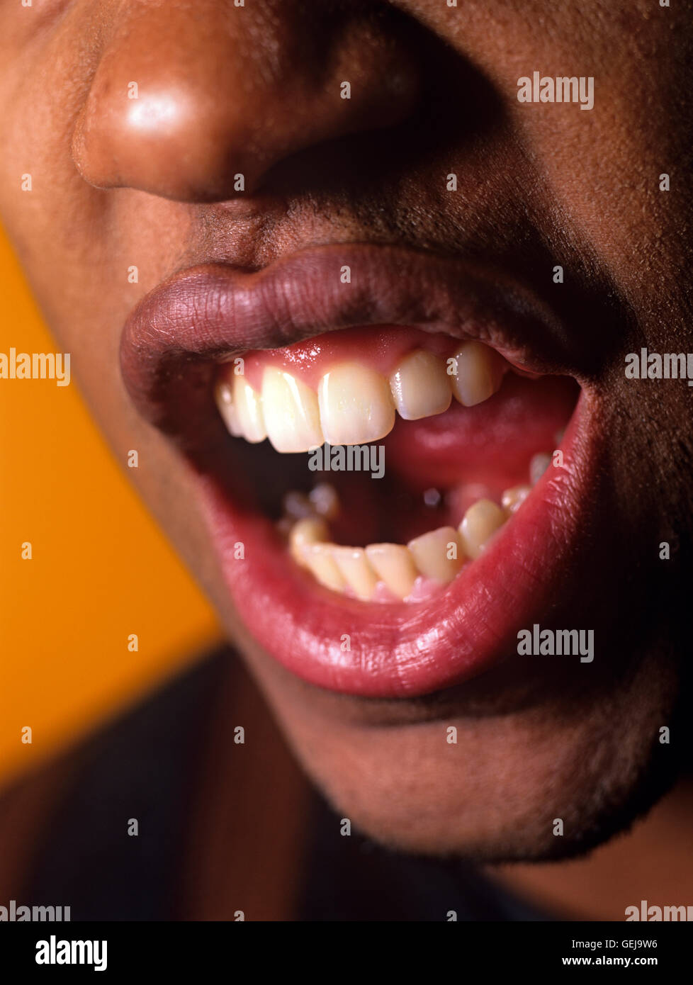 Scary man screaming hi-res stock photography and images - Alamy