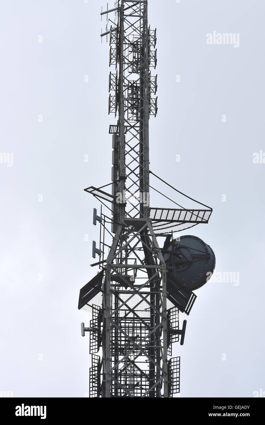Telemetry tower hi-res stock photography and images - Alamy