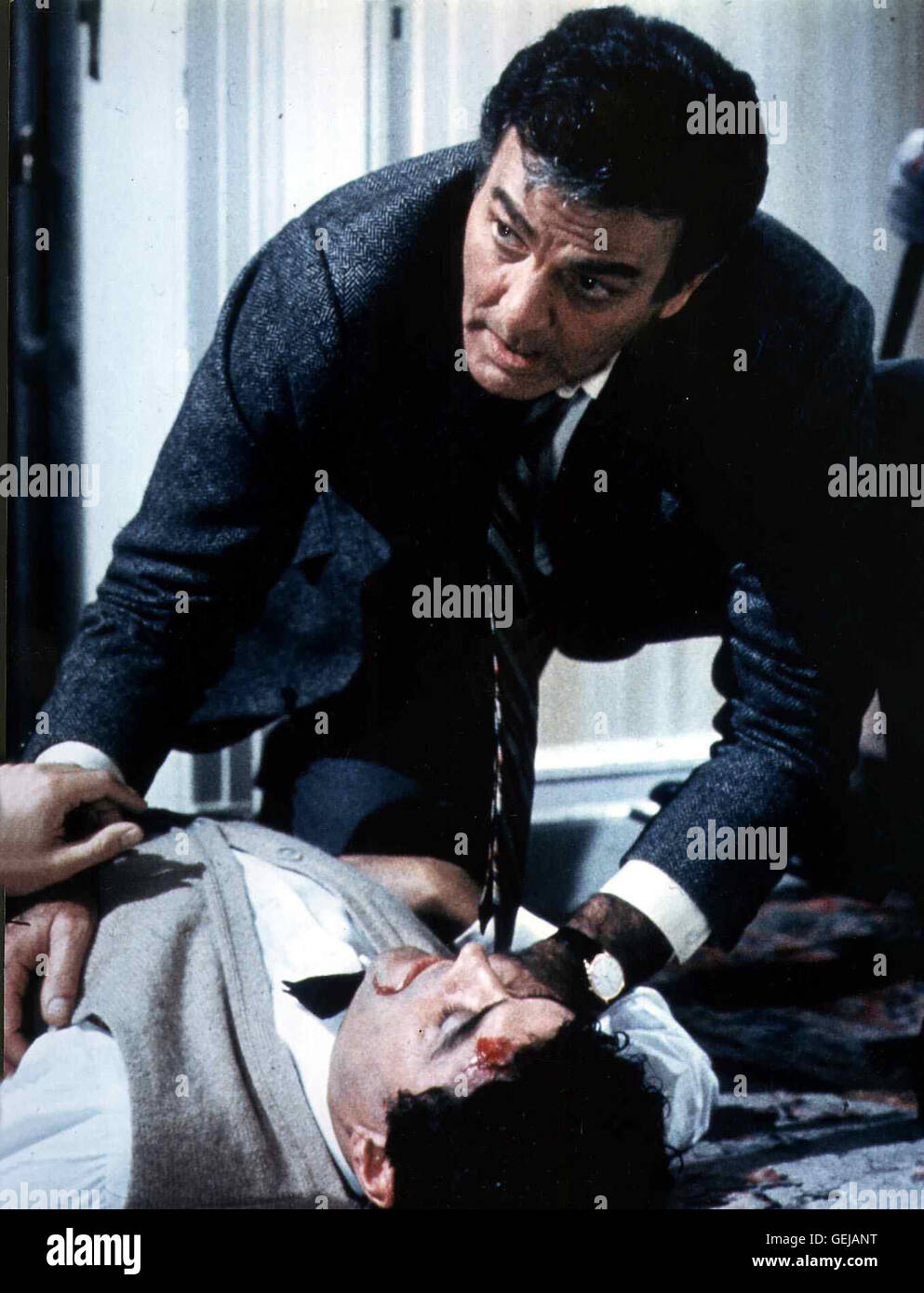 Ian McShane (unten), Mike Connors *** Local Caption *** 1985, Too ...