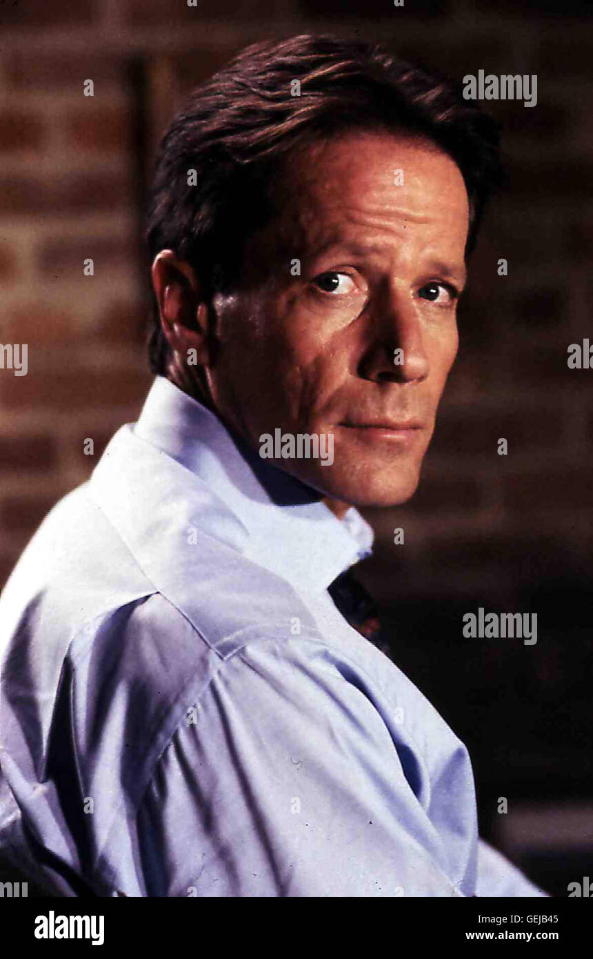 Peter Strauss Warren Blackburn (Peter Strauss) ist ein Anwalt im ...