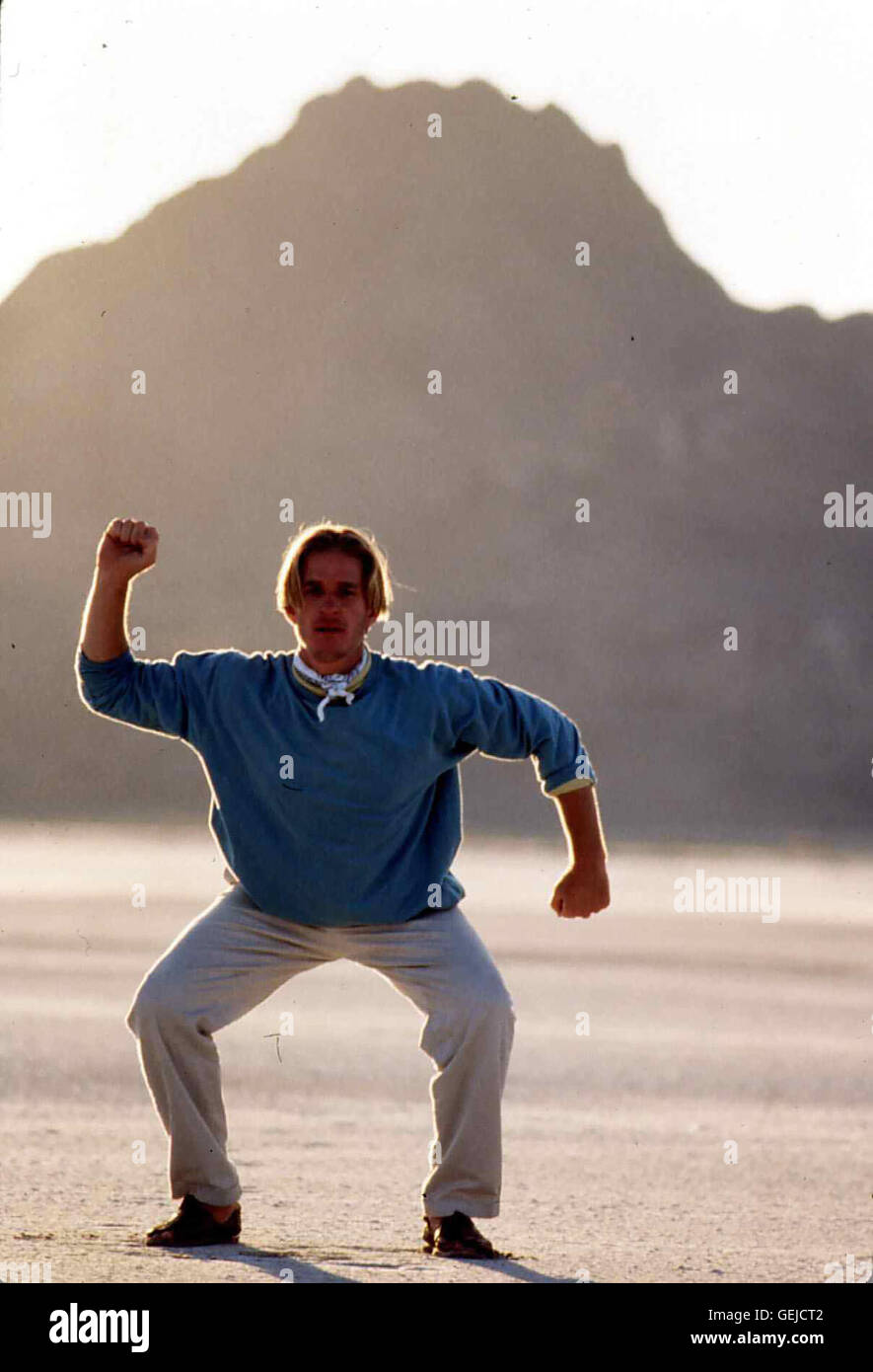 Matthew Modine Mit Hilfe von Kate's neuem Freund konstruieren sie die ...