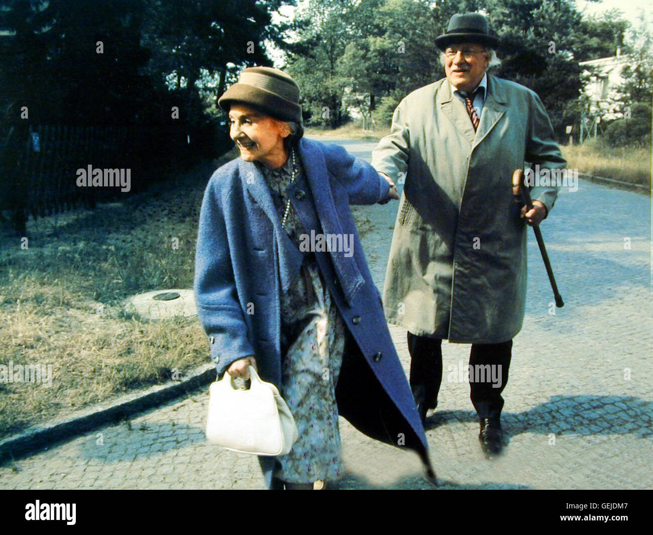 Martin Held, Elisabeth Bergner Margarethe (Elisabeth Berger) nimmt ...