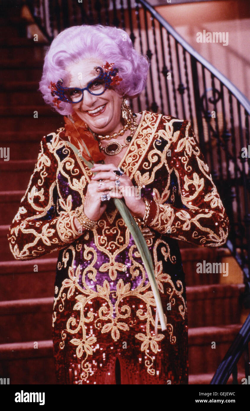 Szenenbild, Dame Edna, Dame Edna's Hollywood Stock Photo - Alamy