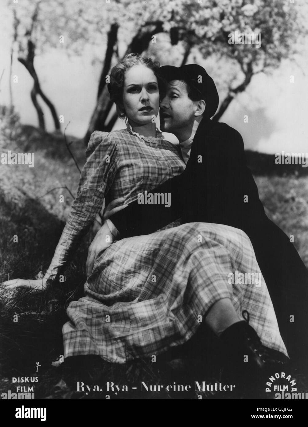 Szenenbild, Bara En Mor, Rya Rya -Nur Eine Mutter Stock Photo - Alamy