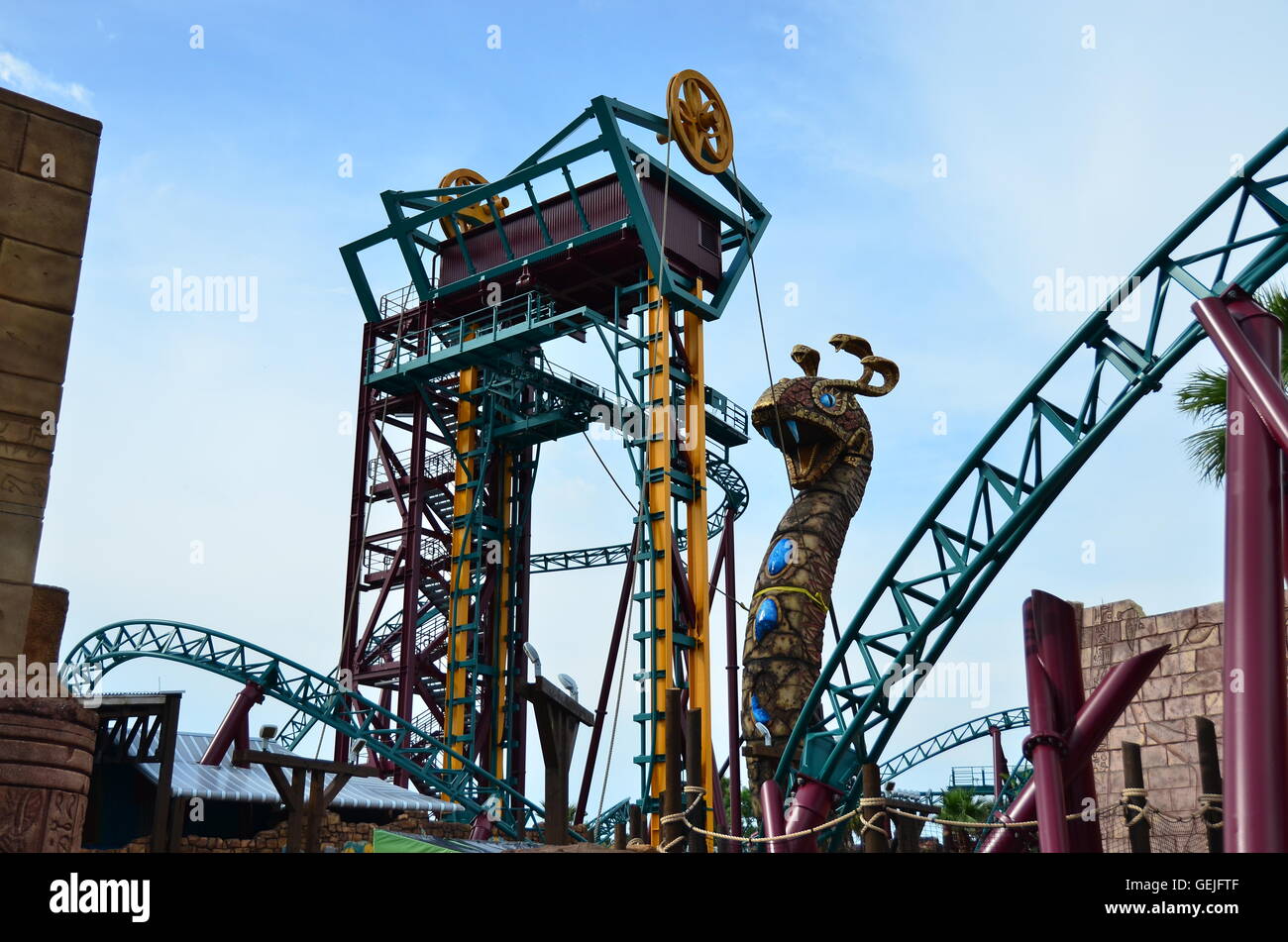 Cobra's Curse spin coaster at Busch Gardens Tampa Florida, the only one ...
