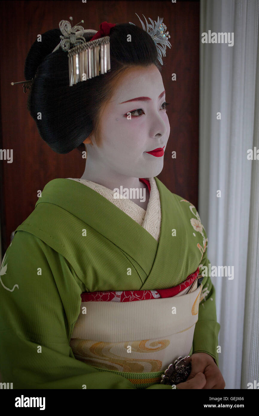 Okiya hi-res stock photography and images - Alamy