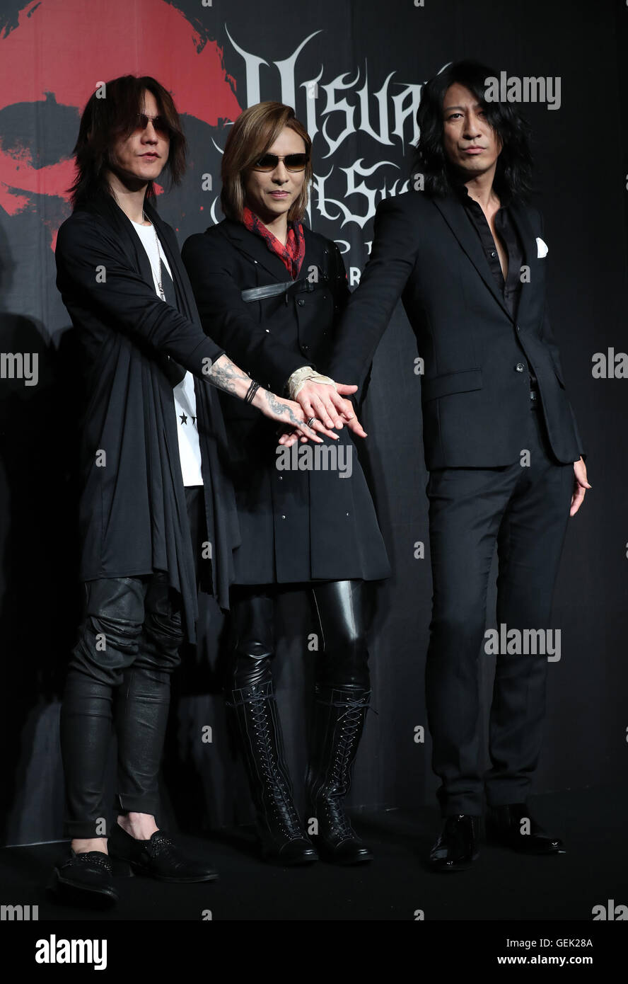 Tokyo, Japan. 25th July, 2016. Japanese visual-type rock singers Sugizo ...