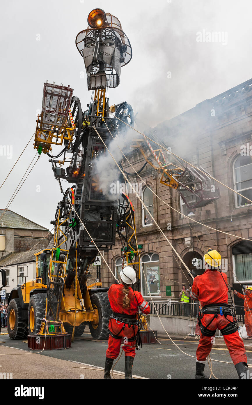 The Man Engine, Liskeard, Cornwall. 26th July, 2016. The Worlds Largest ...