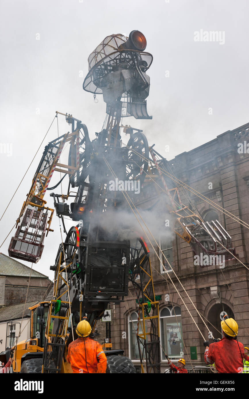 The Man Engine, Liskeard, Cornwall. 26th July, 2016. The Worlds Largest ...