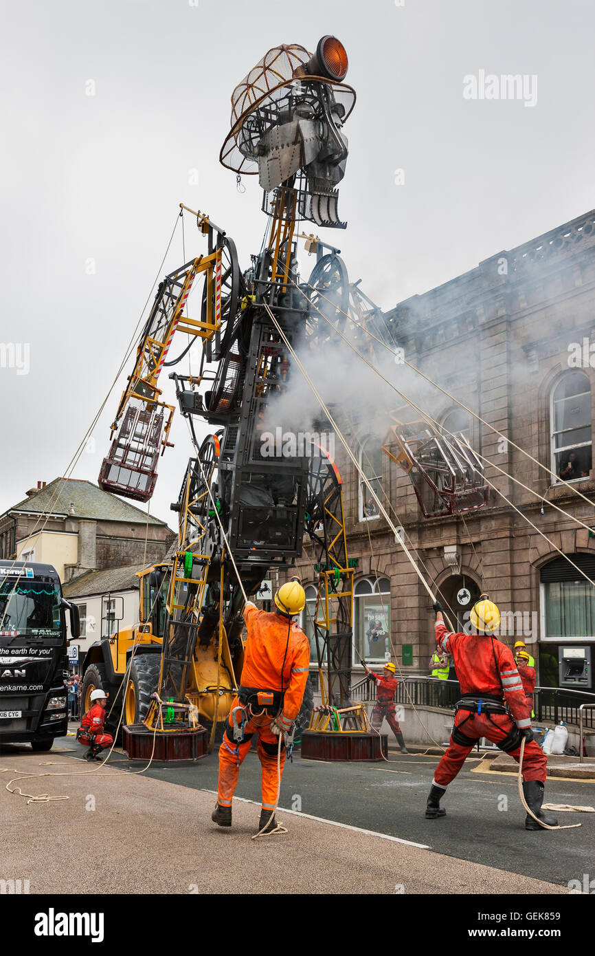 The Man Engine, Liskeard, Cornwall. 26th July, 2016. The Worlds Largest ...