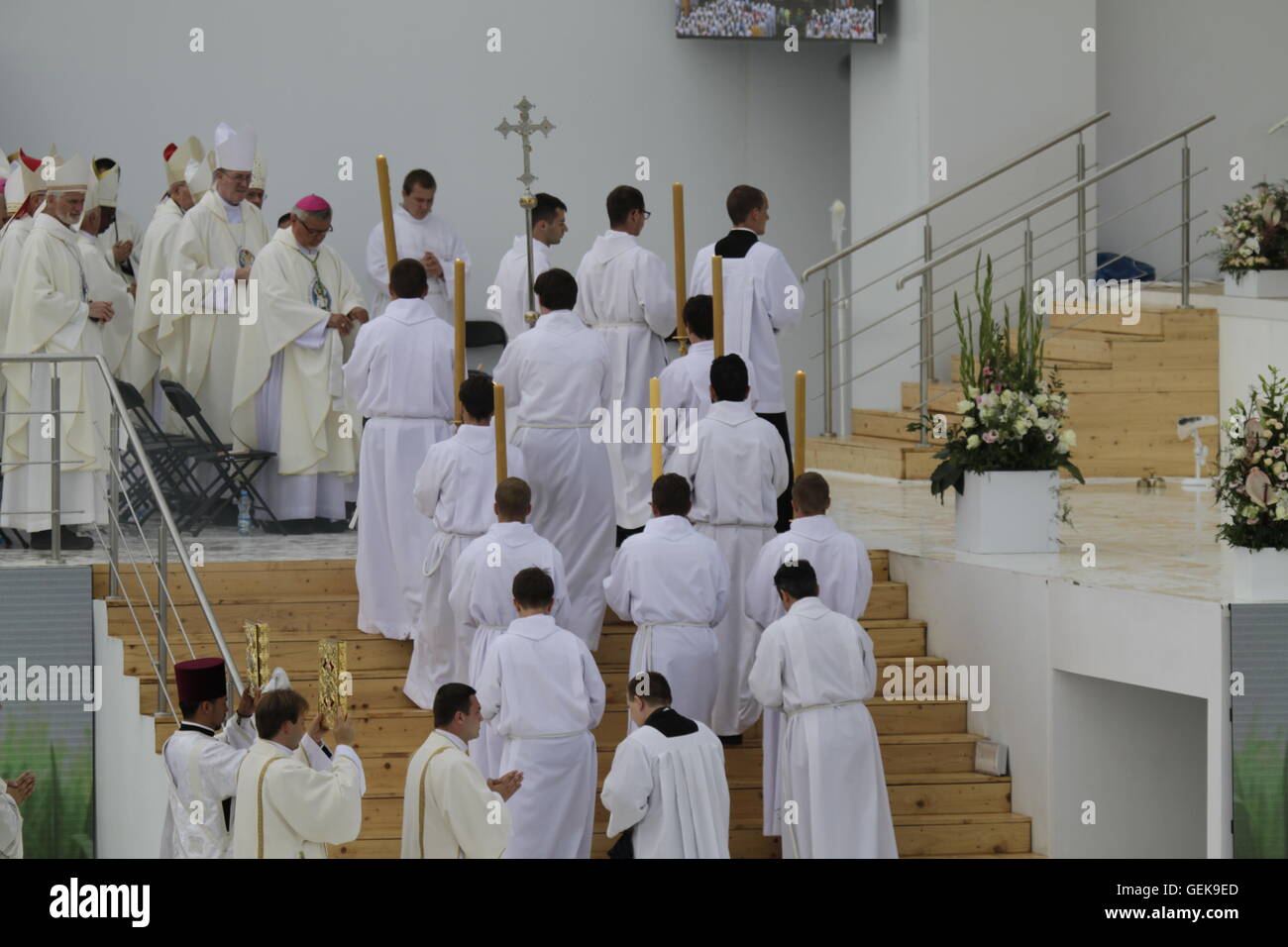 Catholic church entrance procession hi-res stock photography and images ...