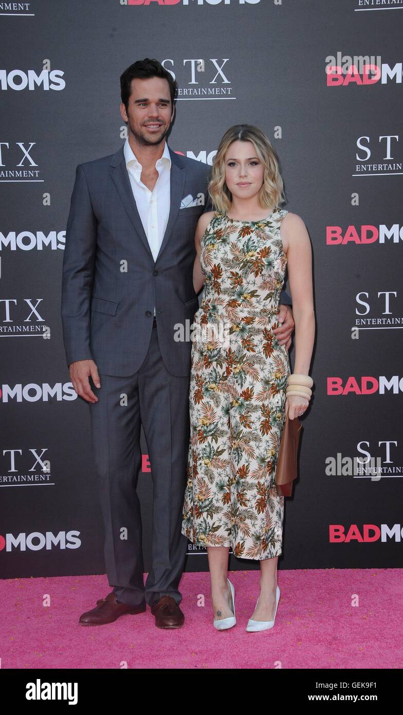 Los Angeles, CA, USA. 26th July, 2016. David Walton, Majandra Delfino ...