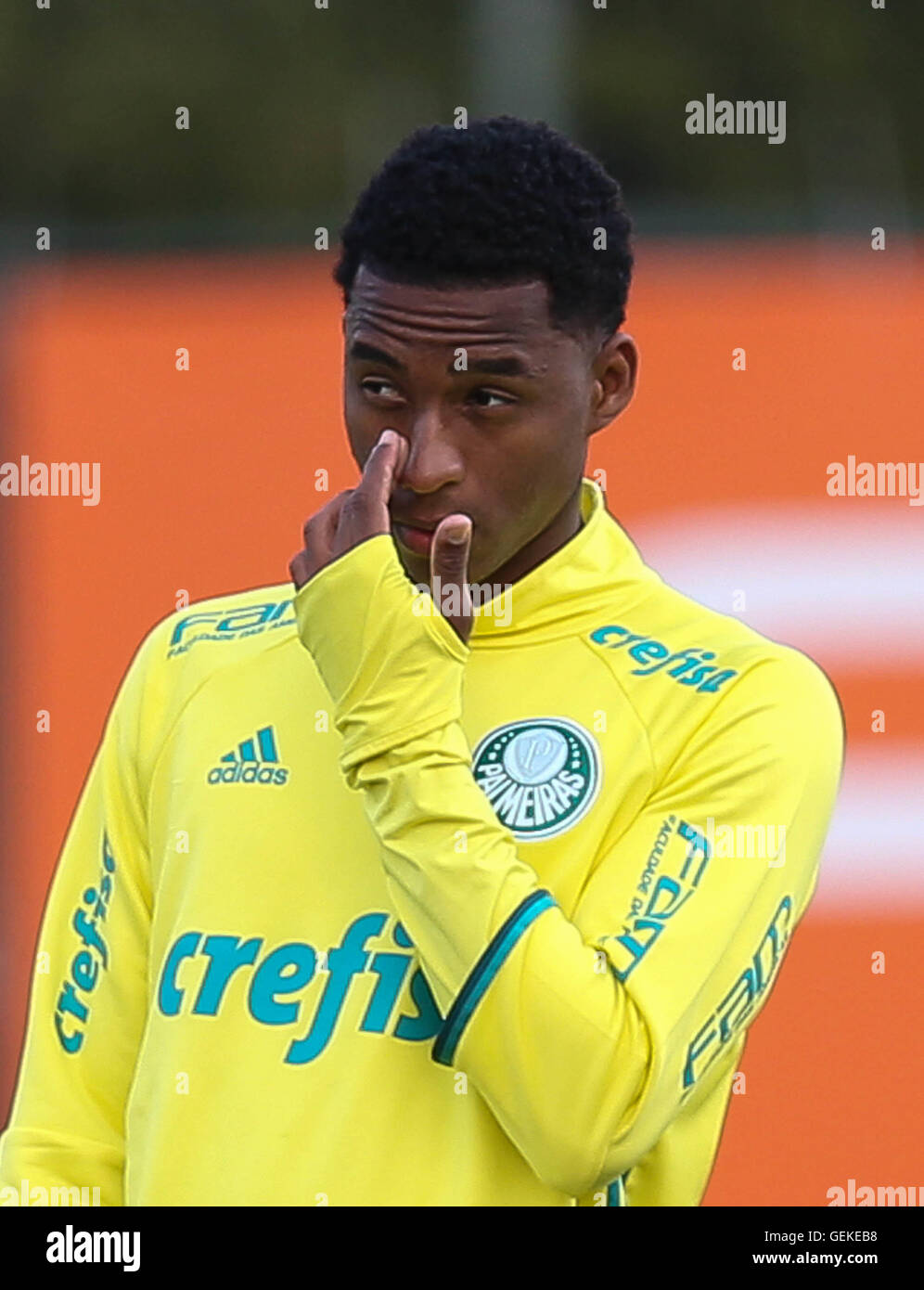 The player Matheus Sales of SE Palmeiras, during training, the Football ...