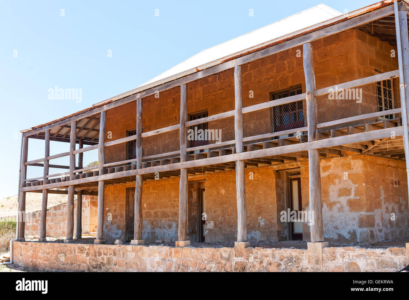 Rundown house hi-res stock photography and images - Alamy