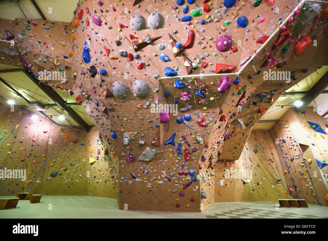 Climbing gym hi-res stock photography and images - Alamy