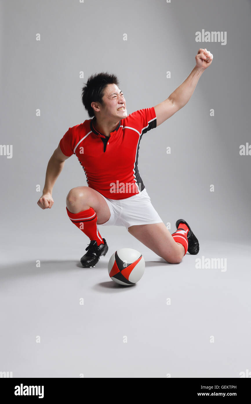 Cheering on rugby hi-res stock photography and images - Alamy