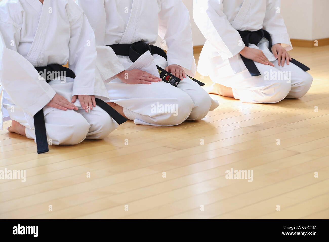 Japanese kids karate class Stock Photo - Alamy