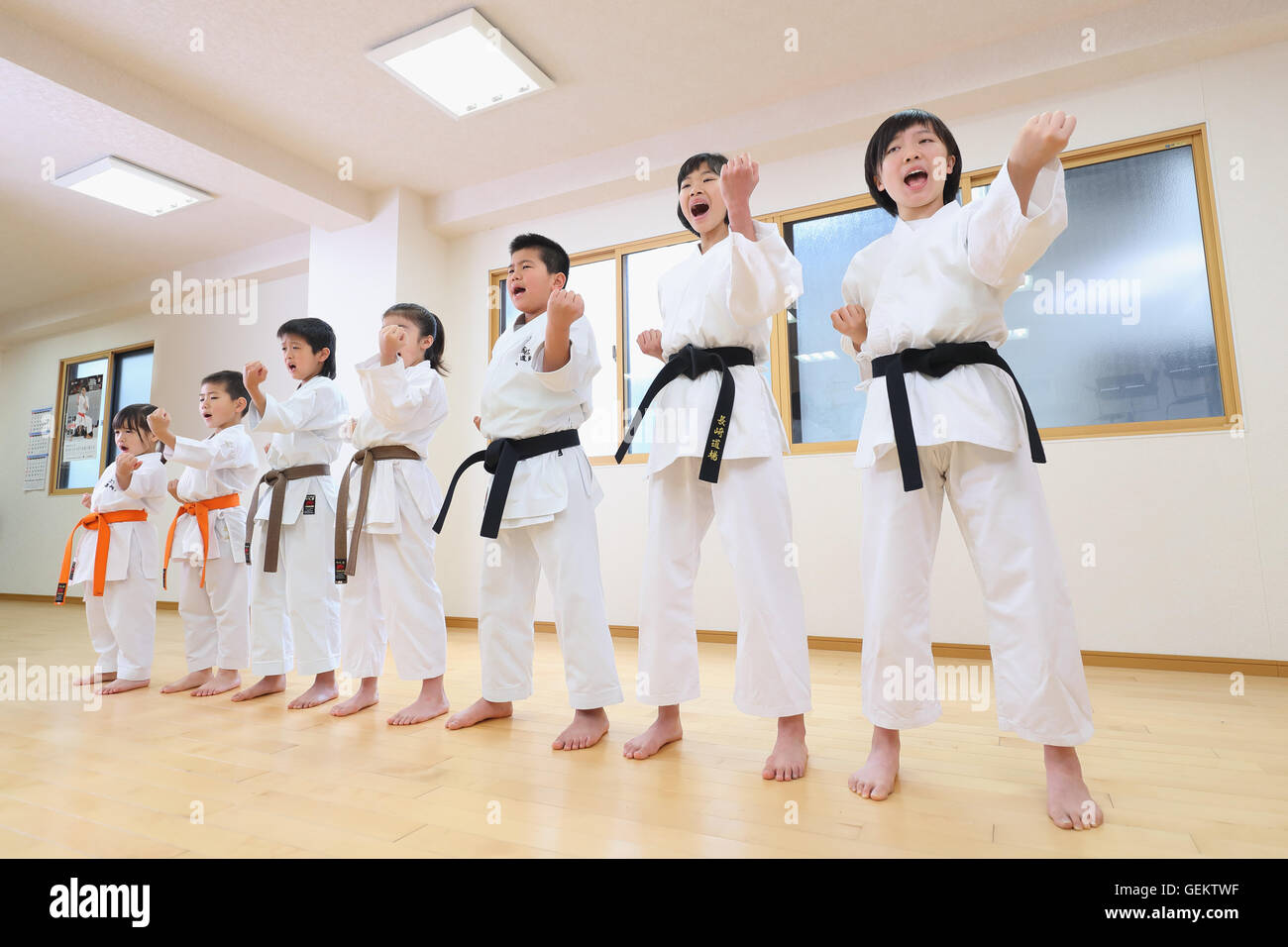 Karate class line hi-res stock photography and images - Alamy