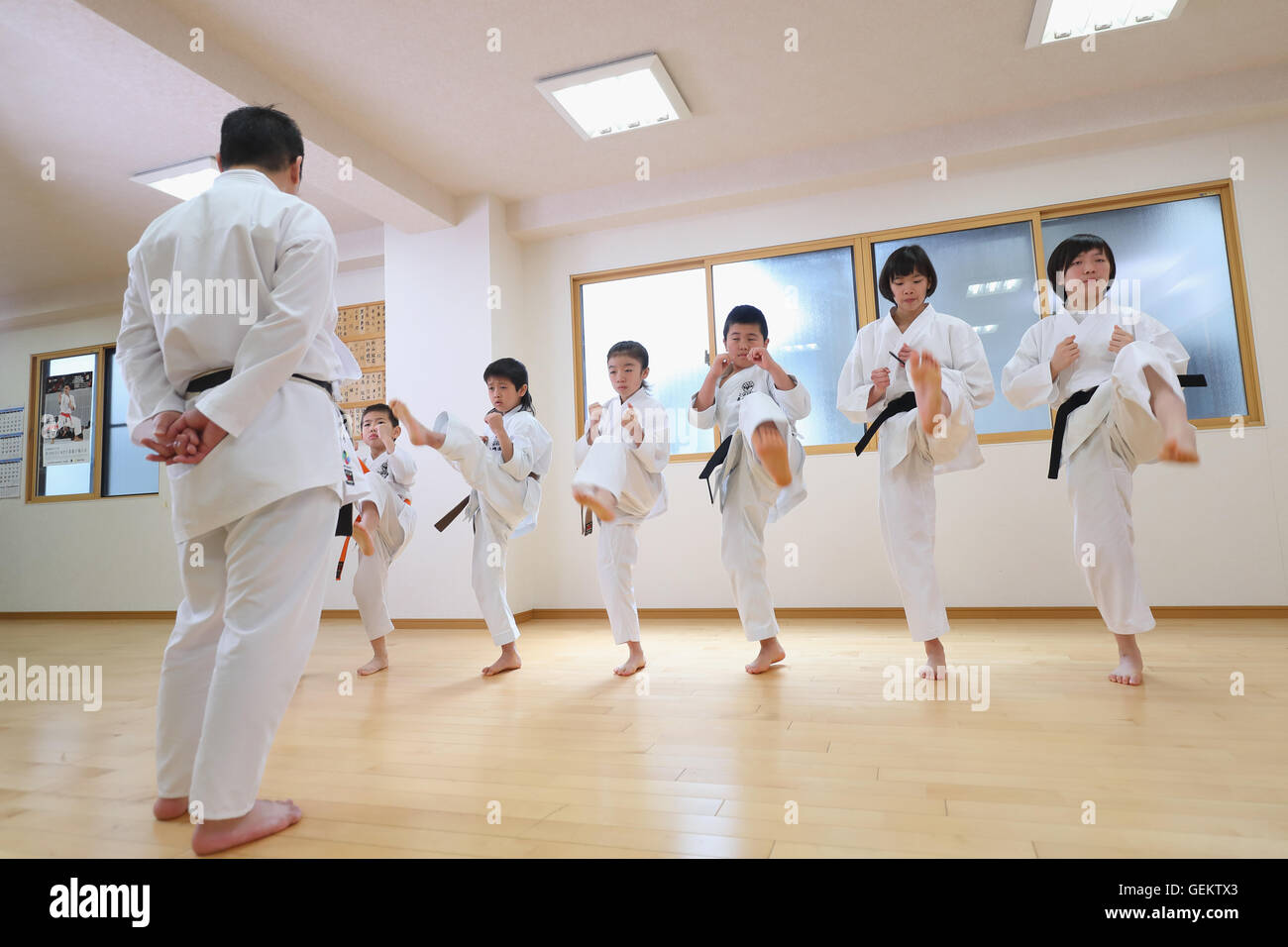 Karate class hi-res stock photography and images - Alamy