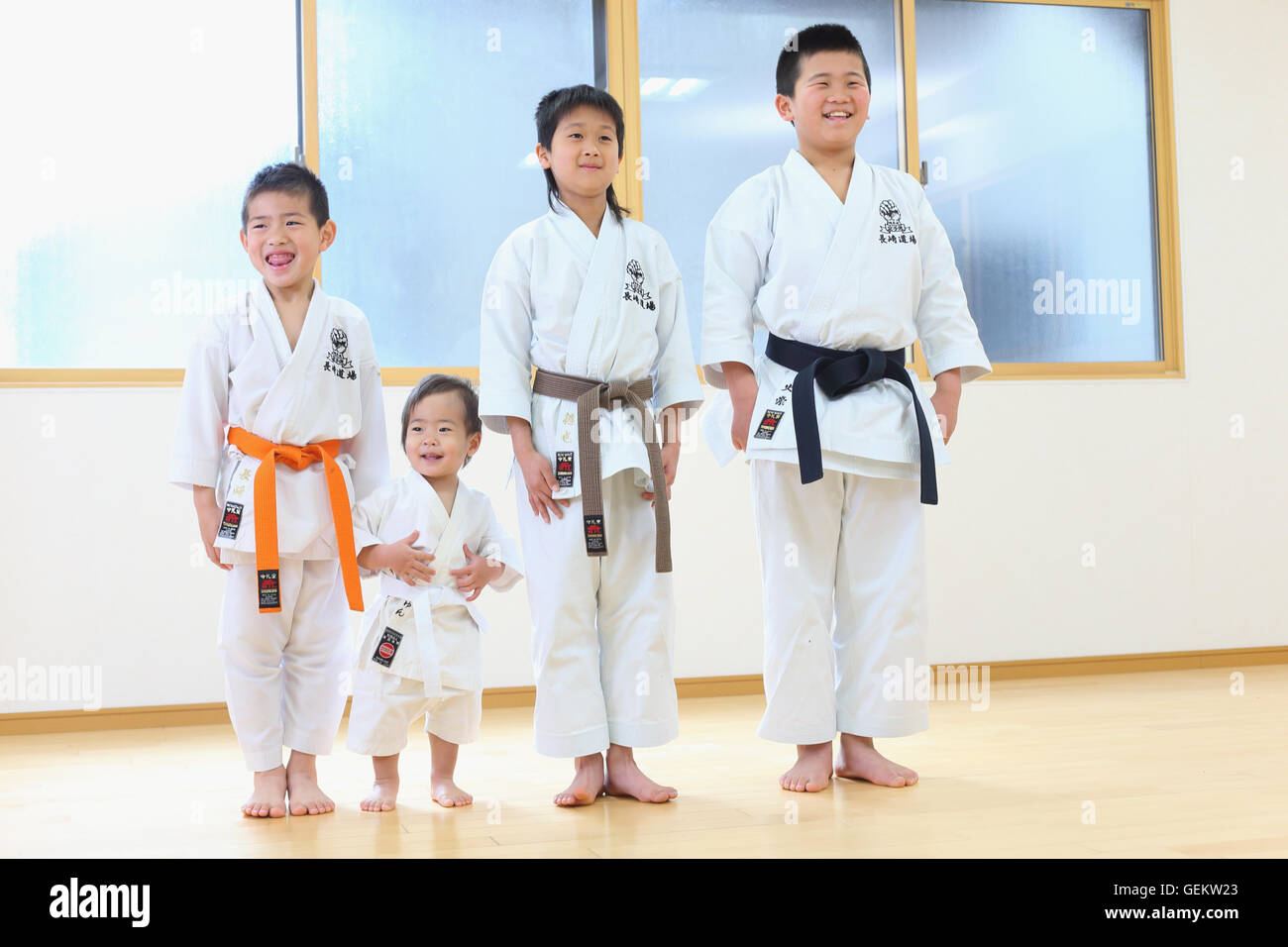 Karate class line hi-res stock photography and images - Alamy