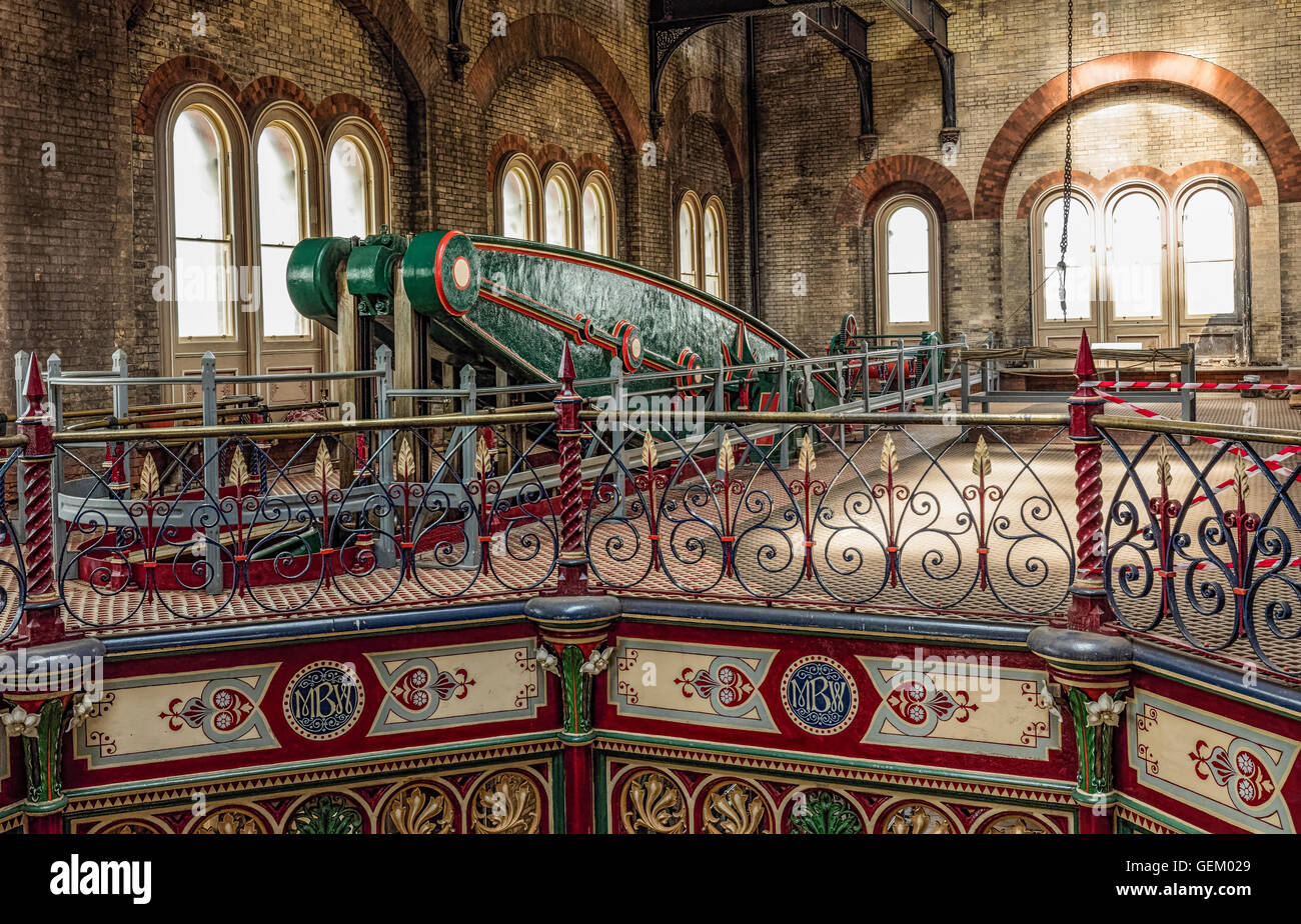 Beam steam engine and cast ironwork restored at the Crossness Pumping ...