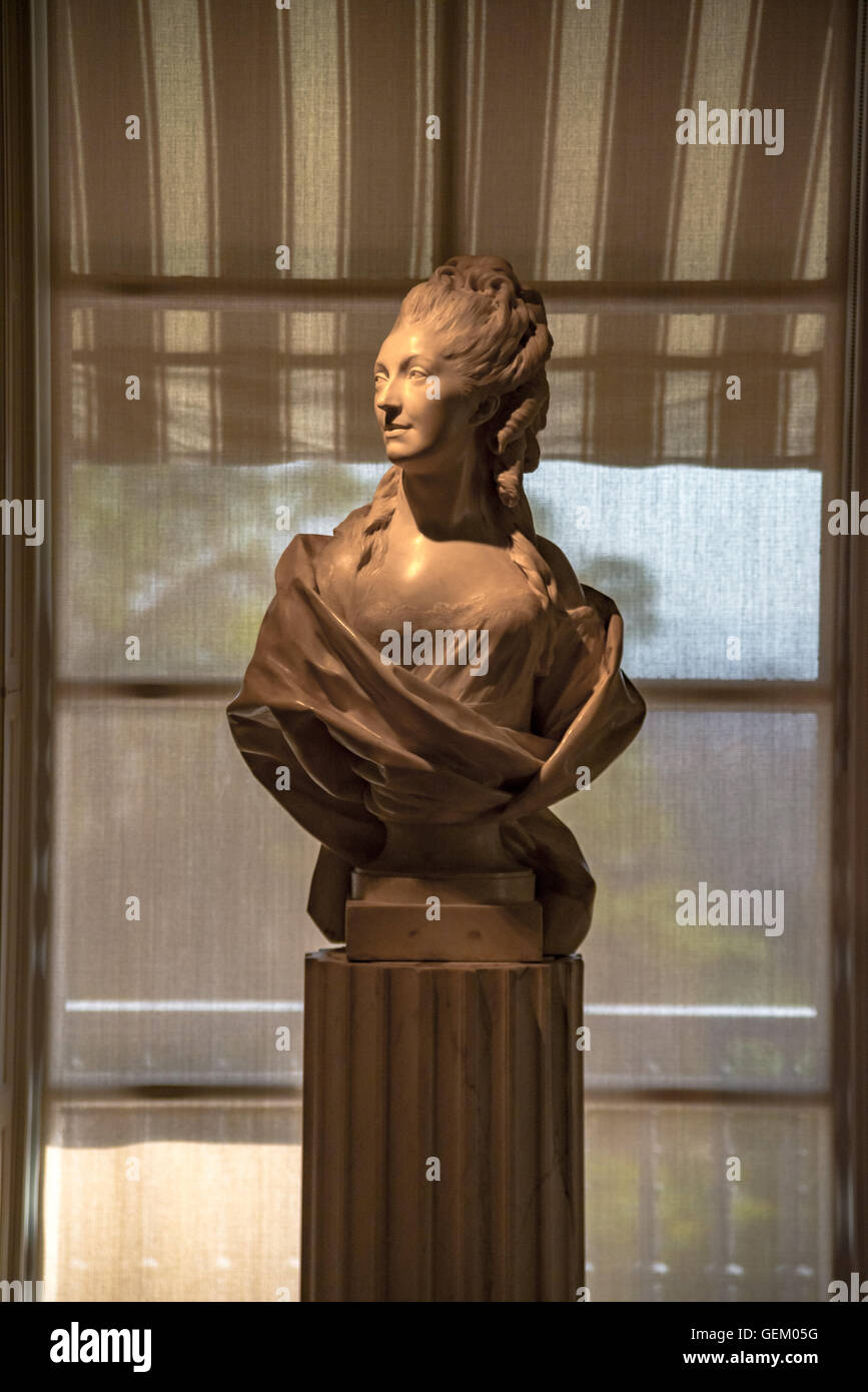 The Huntington Art Gallery Statue at The Huntington Library, Art ...
