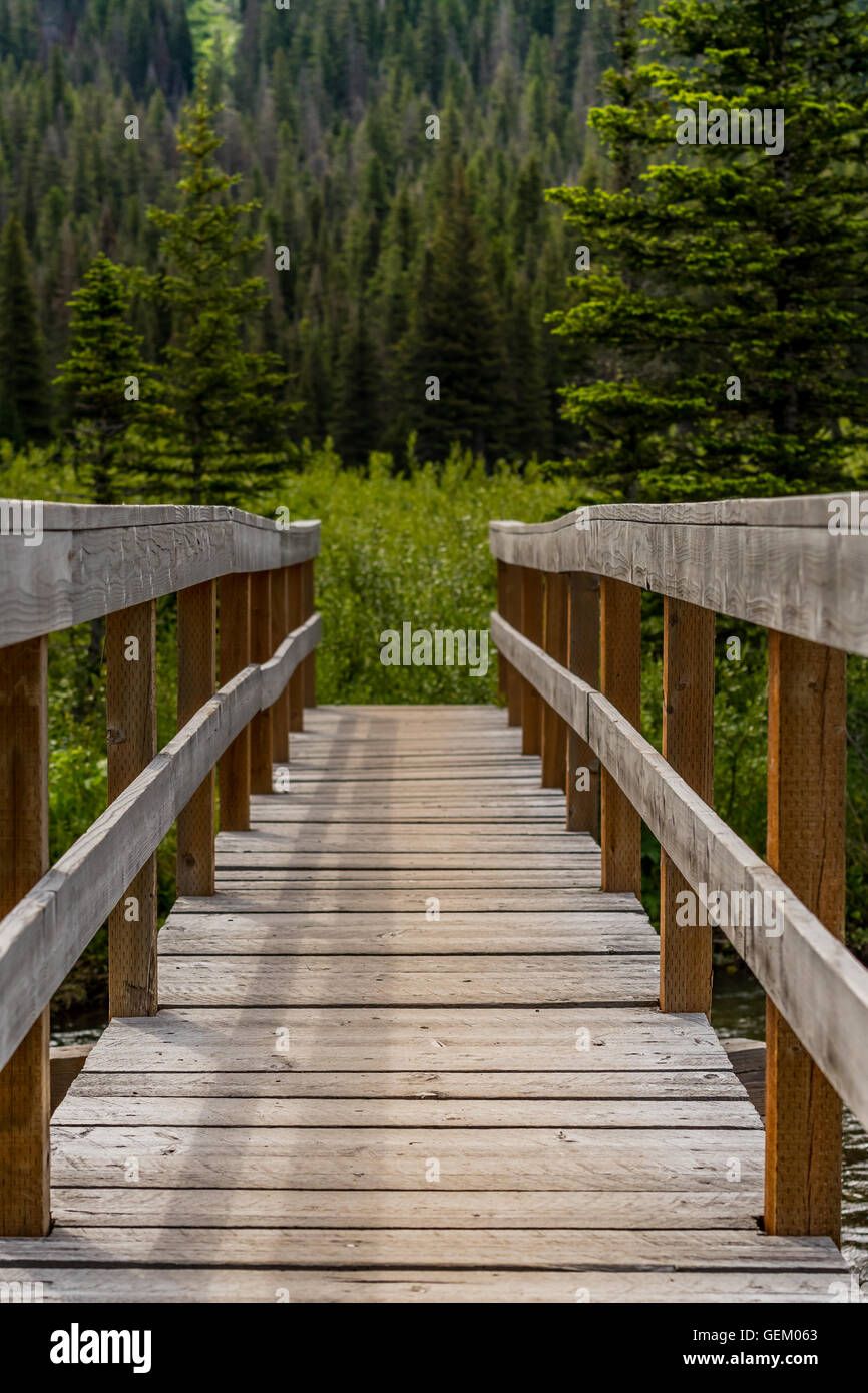 Sturdy bridge hi-res stock photography and images - Alamy