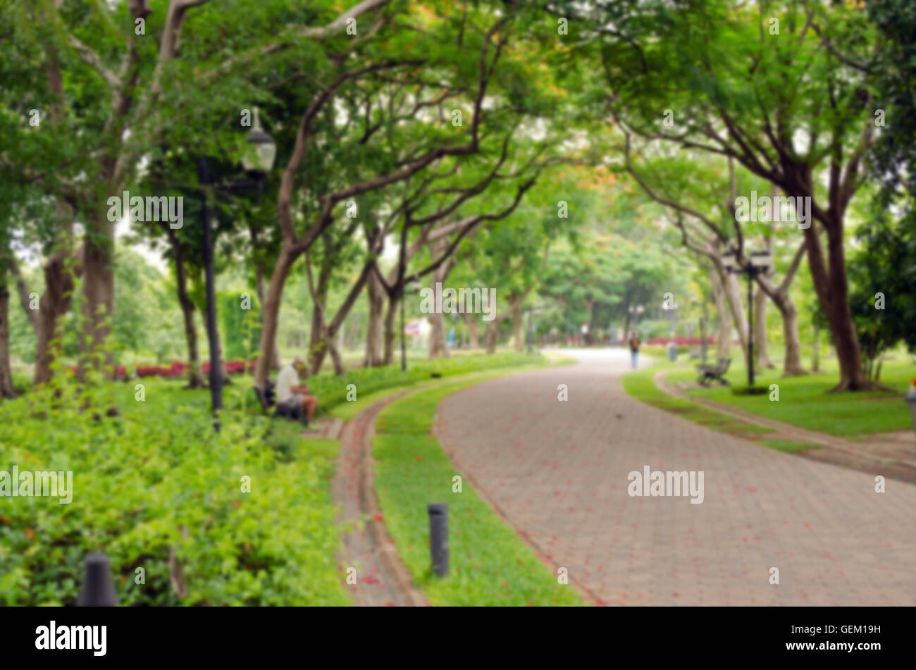 People relax in green park hi-res stock photography and images - Alamy