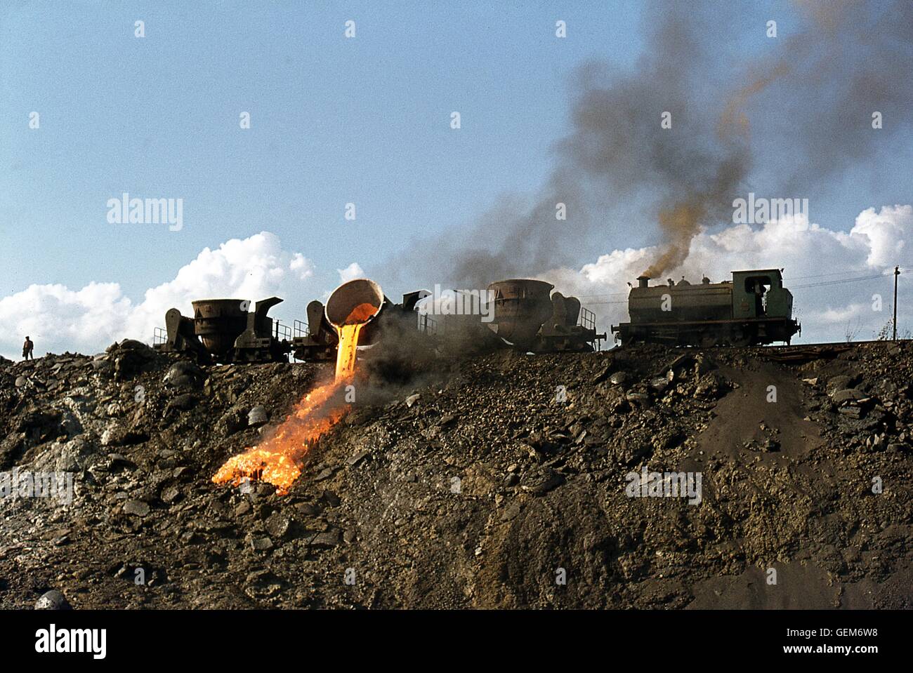 Slag railroad hi-res stock photography and images - Alamy